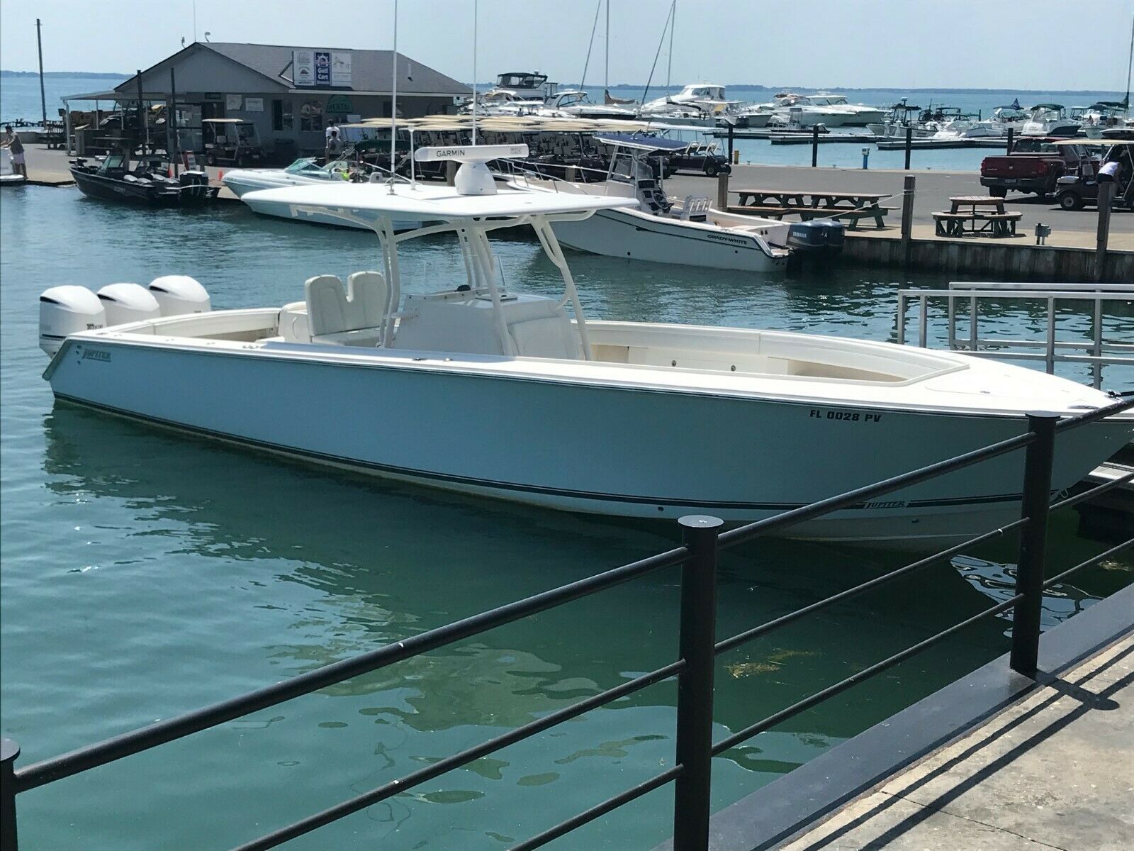 2015 Jupiter 38 ft Center console for sale