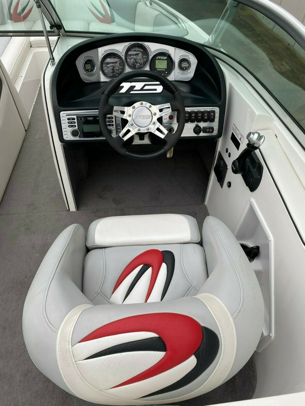 2011 MB Sport Tomcat Wakeboard Boat for sale