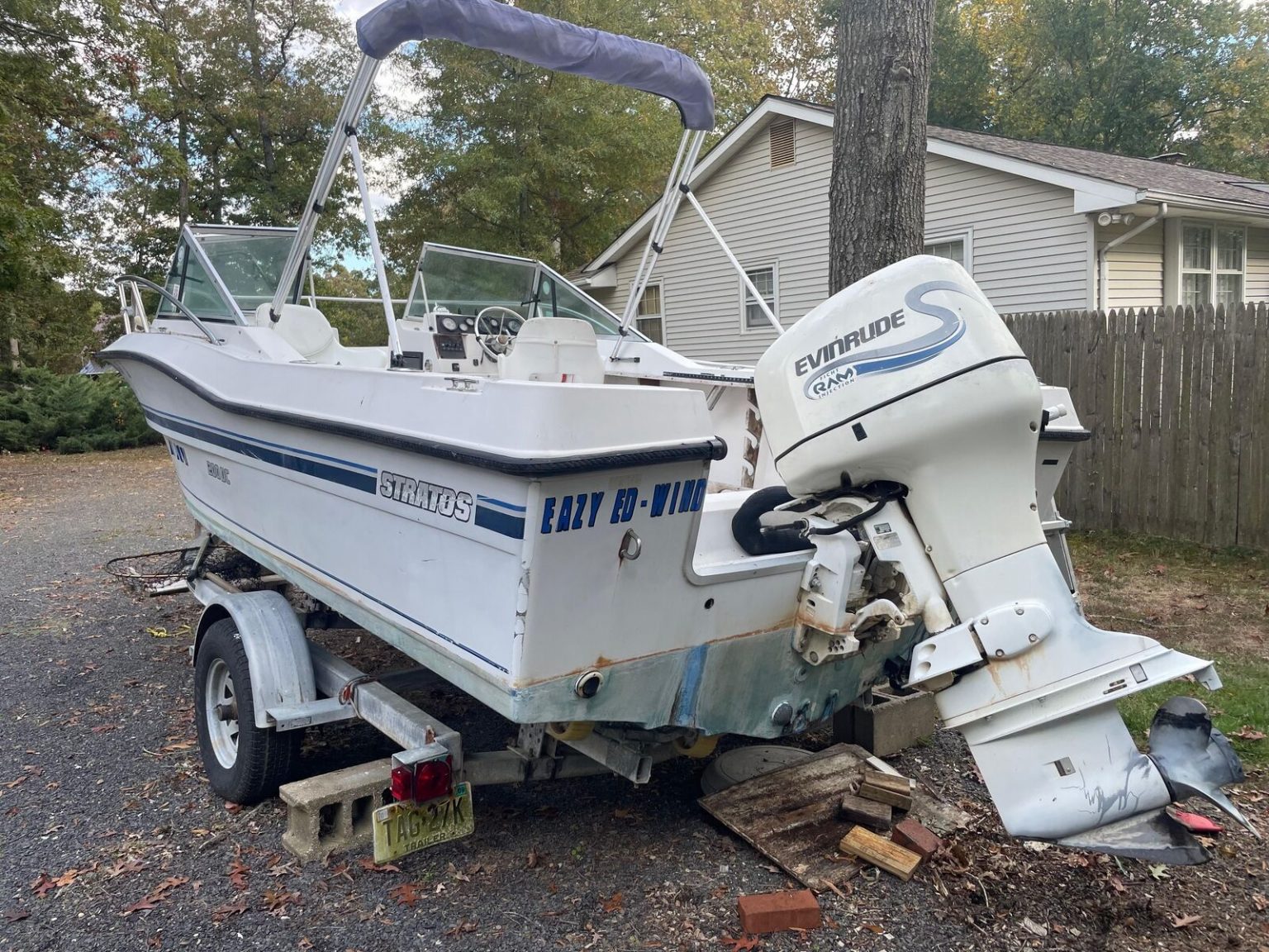 1989 Stratos 20′ DC 200 Located in Shamong, NJ – Has Trailer for sale