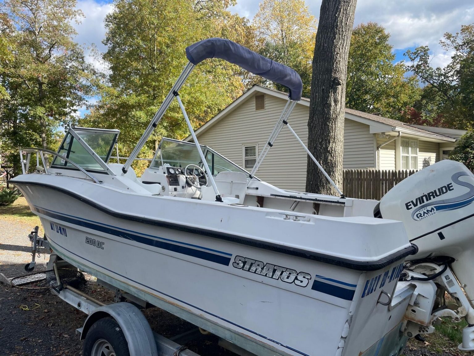 1989 Stratos 20′ DC 200 Located in Shamong, NJ – Has Trailer for sale