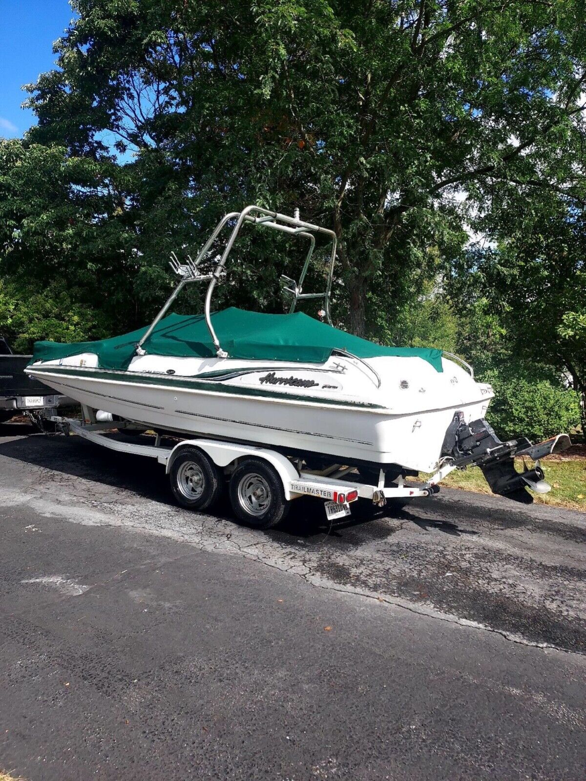 2001 Hurricane deck boat Gs201 5.0 I/O for sale