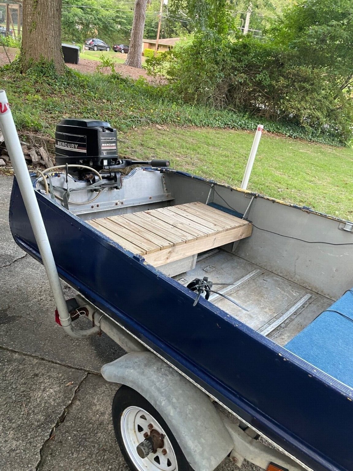 14ft V-Hull Aluminum Jon Boat with 18 HP Mercury Outboard – Fishing John for sale