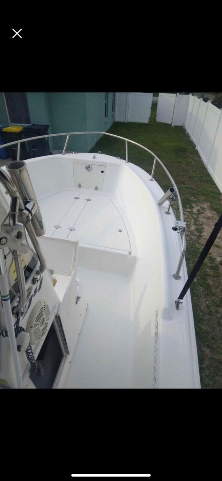 2003 Cobia 194 Center Console Fishing Boat for sale