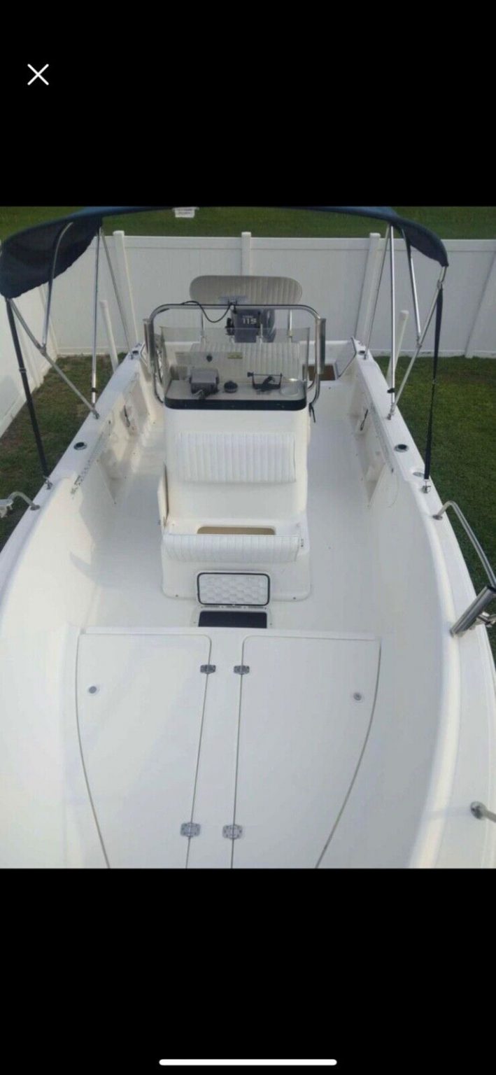 2003 Cobia 194 Center Console Fishing Boat for sale