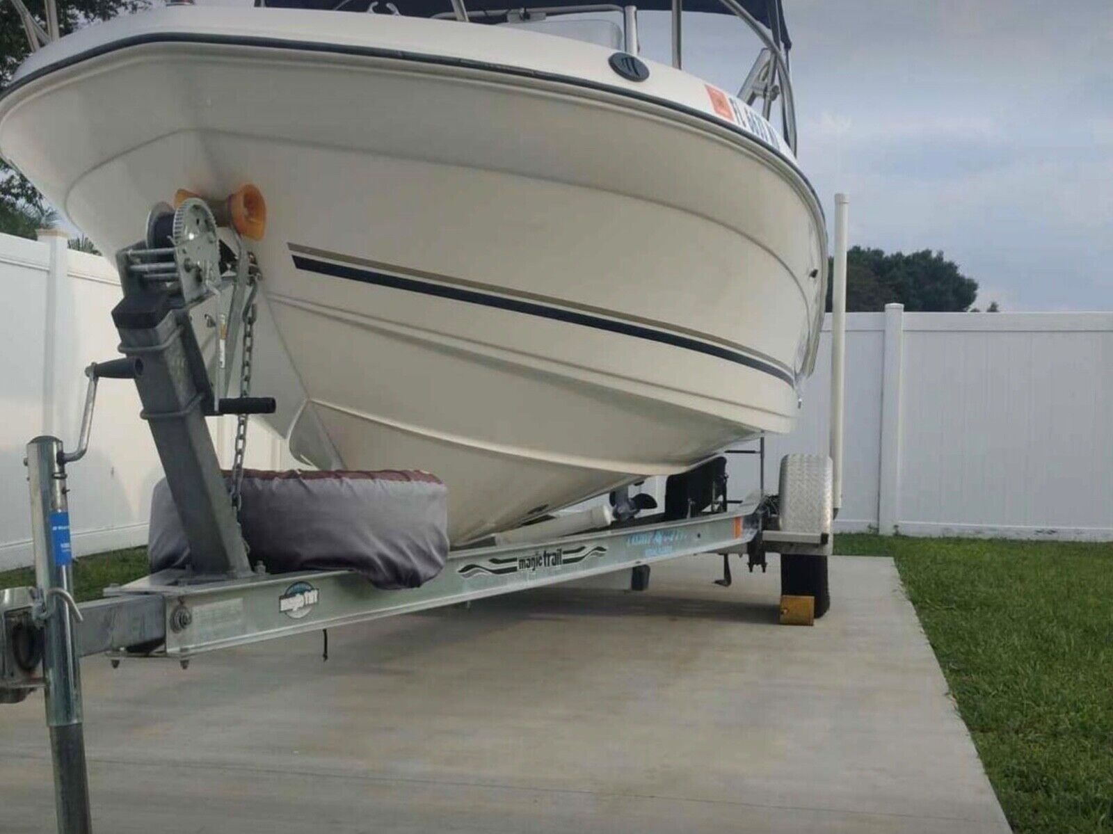 2003 Cobia 194 Center Console Fishing Boat for sale