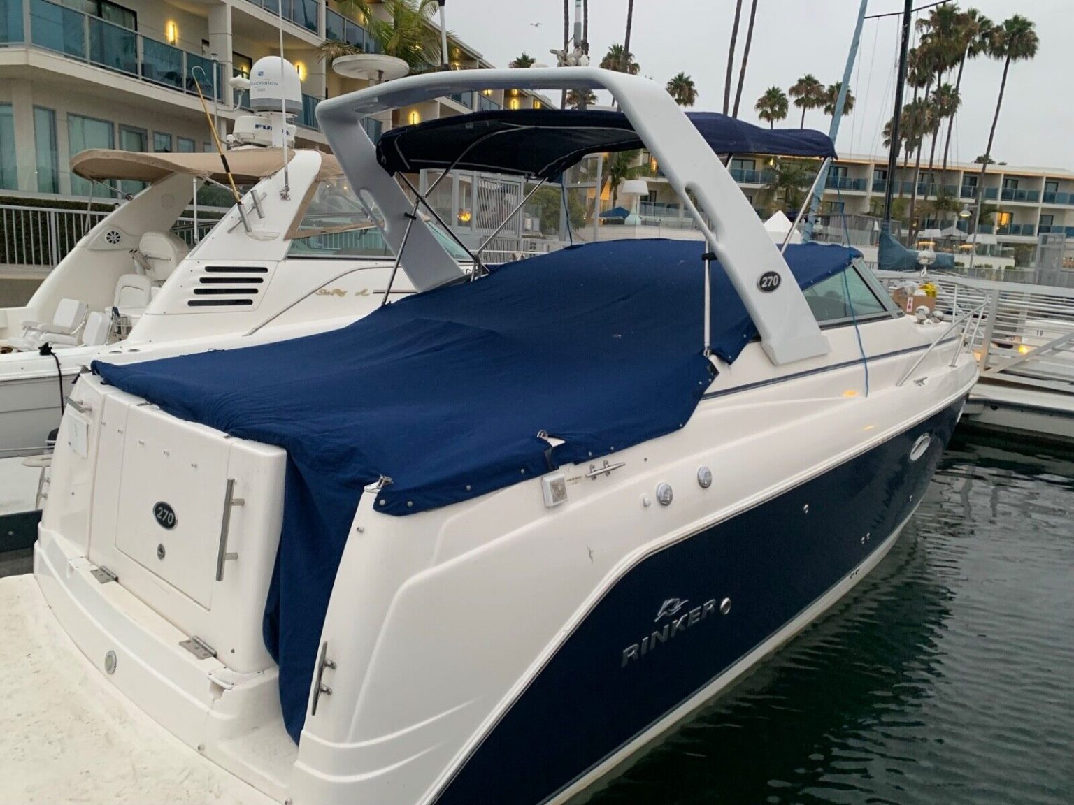 2007 Rinker 270 Express for sale