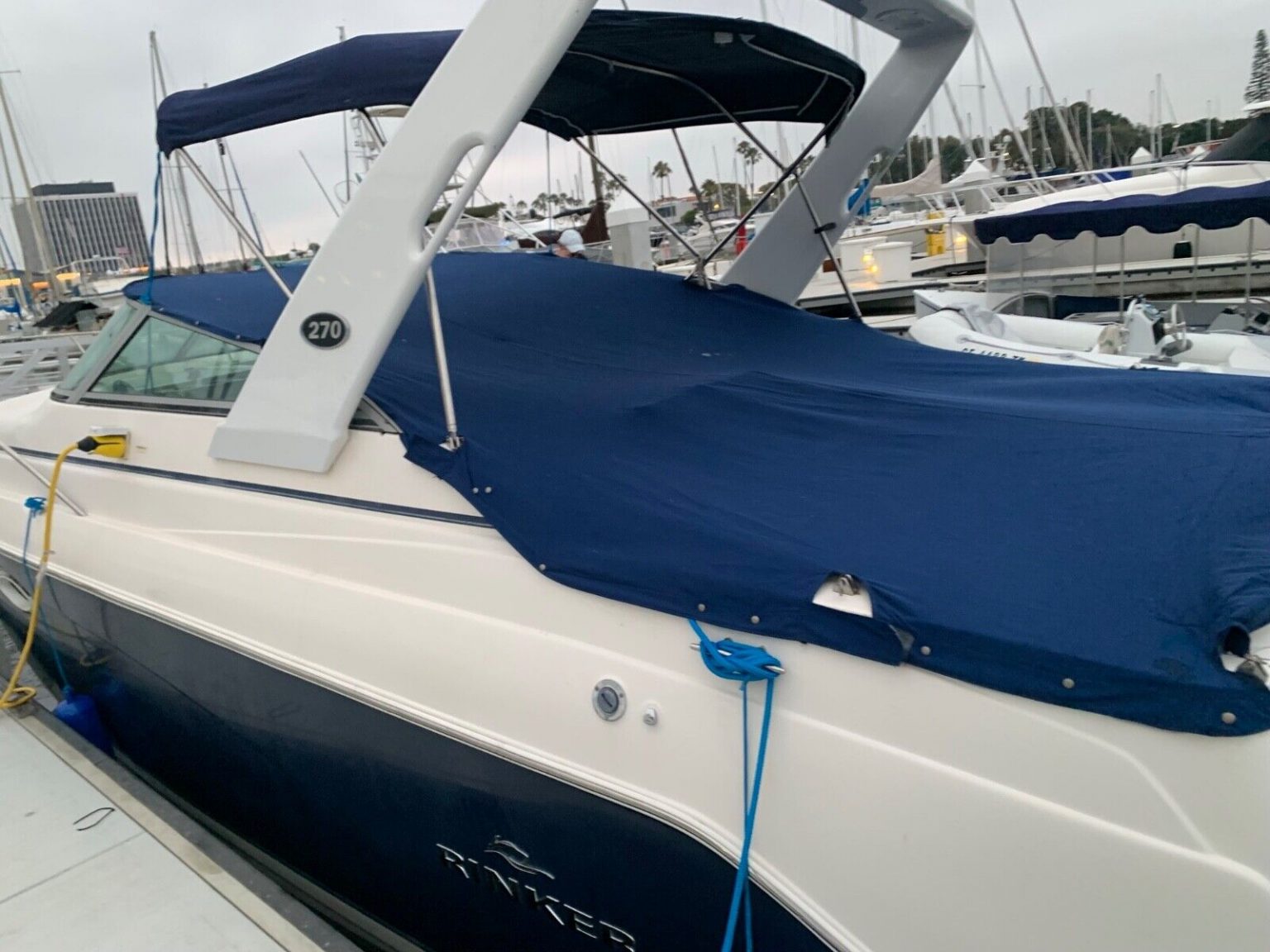 2007 Rinker 270 Express for sale