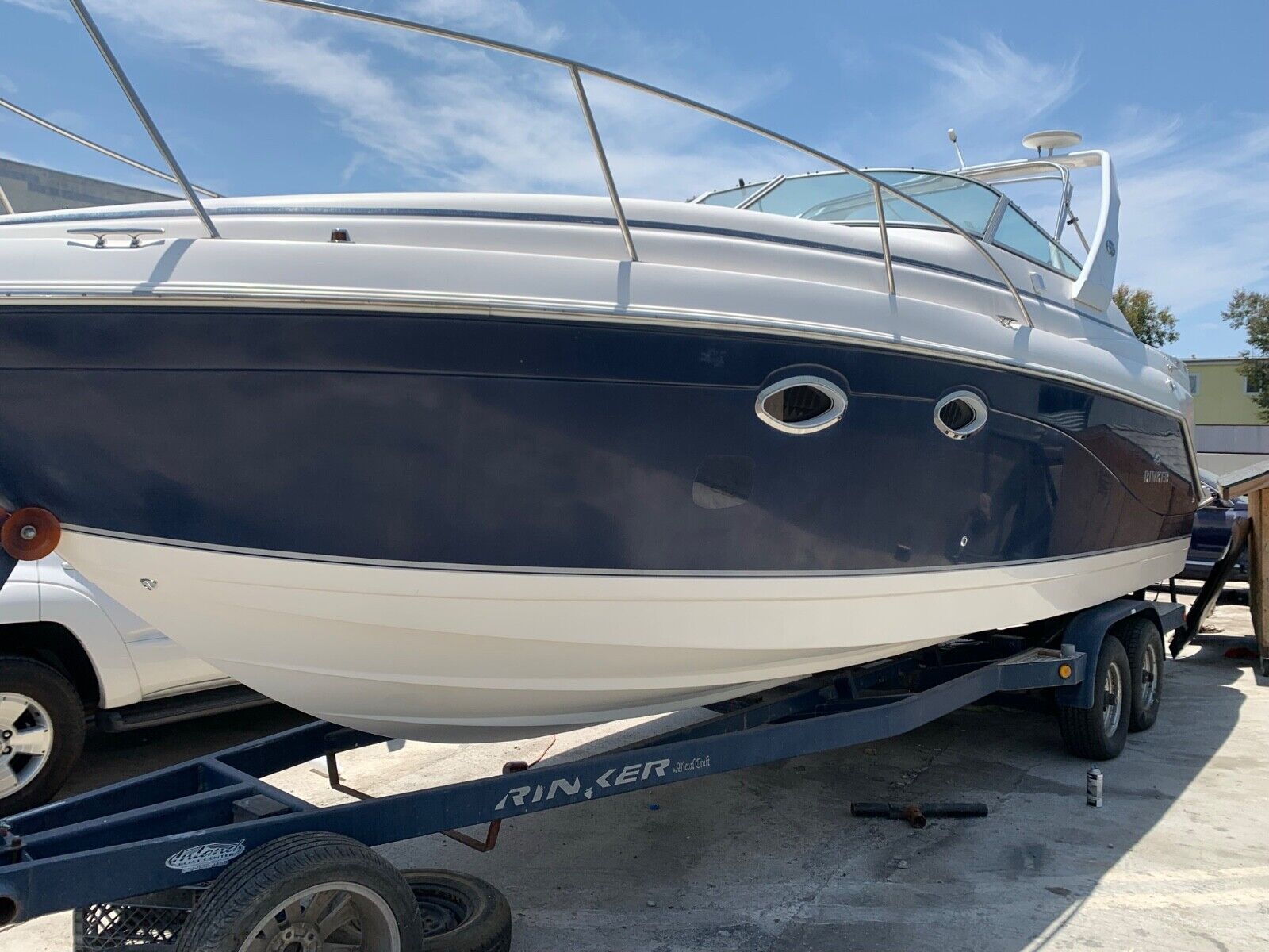2007 Rinker 270 Express for sale